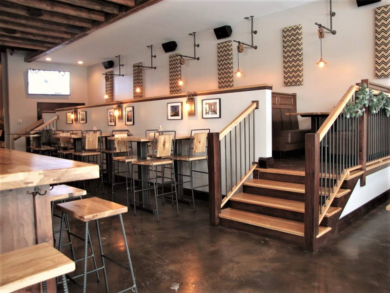 Restaurant-Metal-Base-Table-2 – Element Furniture